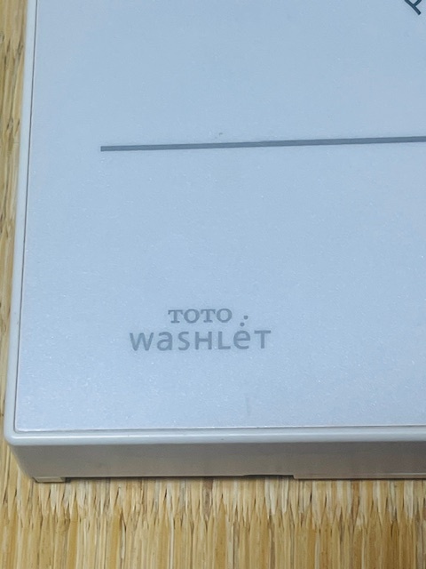Yahoo!オークション - ①m.TOTO ウォシュレット トイレ リモコン D4711...
