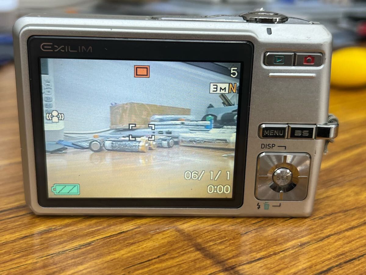 Yahoo!オークション - CASIO カシオ デジタルカメラEX-Z700