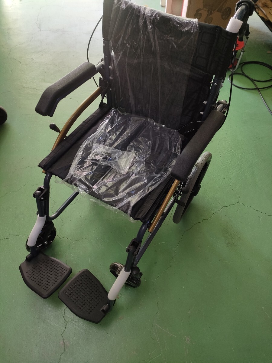 Yahoo!オークション - 0702//0706 車いす 車椅子 コンパクト 折りたた...