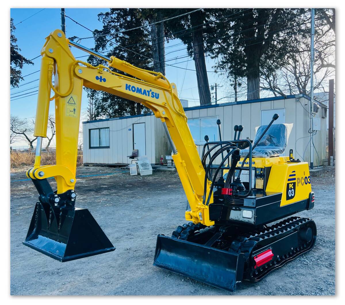 Yahoo!オークション - コマツ ミニユンボ PC03-1 (ヤンマB07と同じ) 81...