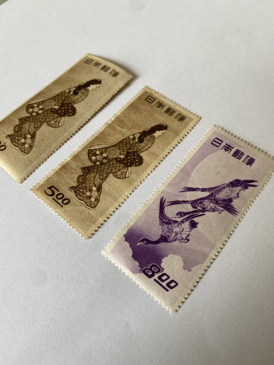 Yahoo!オークション - Z39 郵便切手 見返り美人 2枚・月に雁 1枚 バラ ...