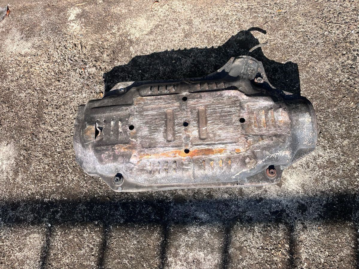 Yahoo!オークション - DR30 スカイライン 純正触媒