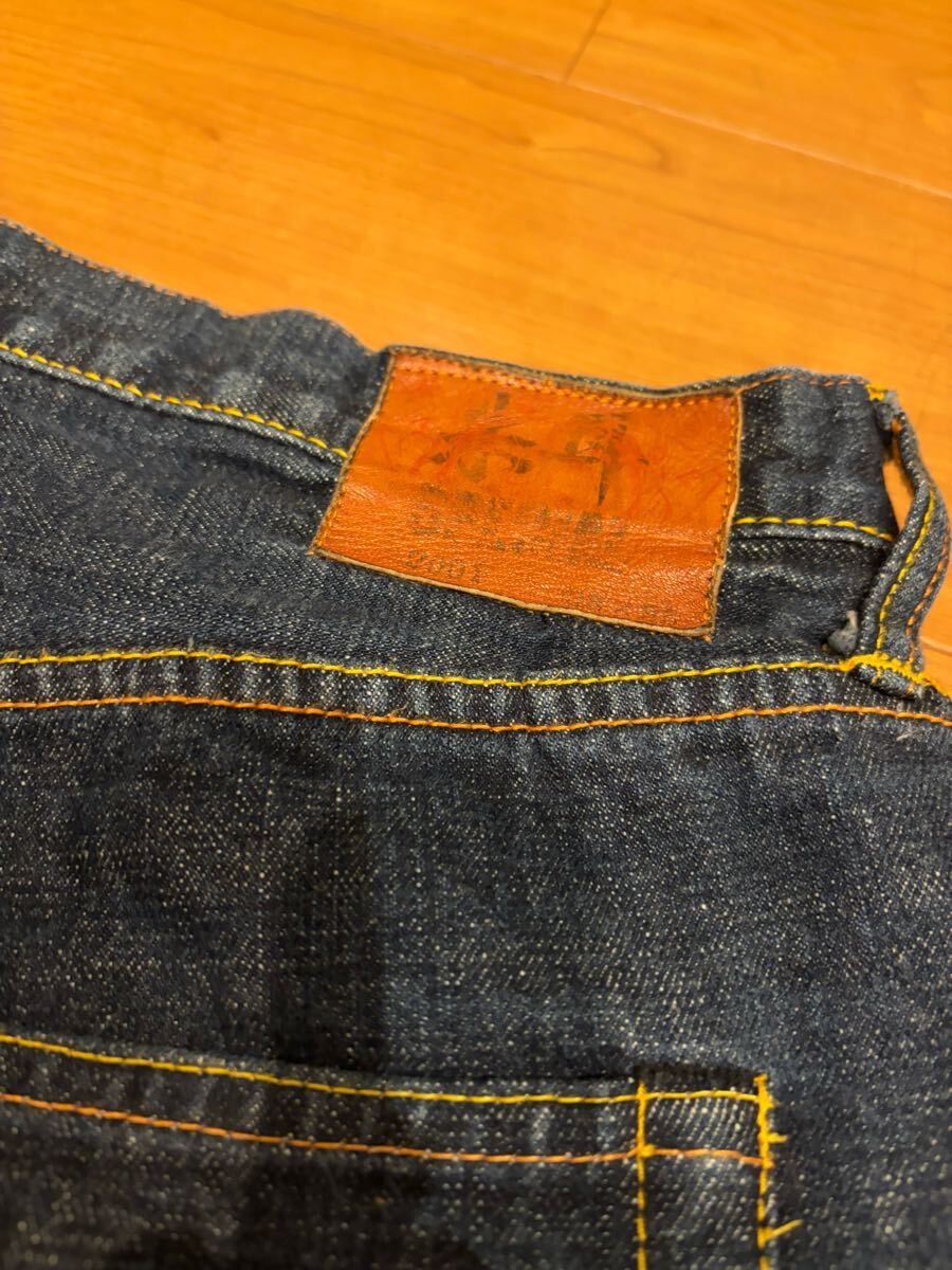 Yahoo!オークション - EVISU エヴィスデニム 朱耳 LOT2001 W38エヴィス...