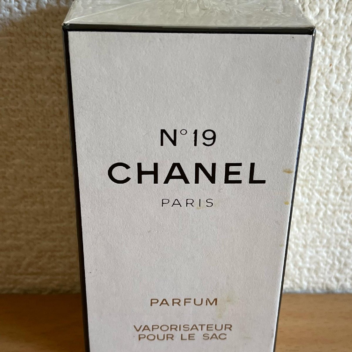 Yahoo!オークション - 734-0084 CHANEL シャネル N°19 PARFUM 香水 ヴ...