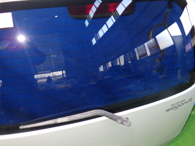 Yahoo!オークション - スズキ ワゴンR MC22S バックドア Z2S シルバー...