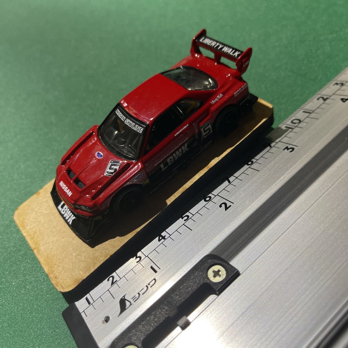 Yahoo!オークション - ミニカーベース6台分SET