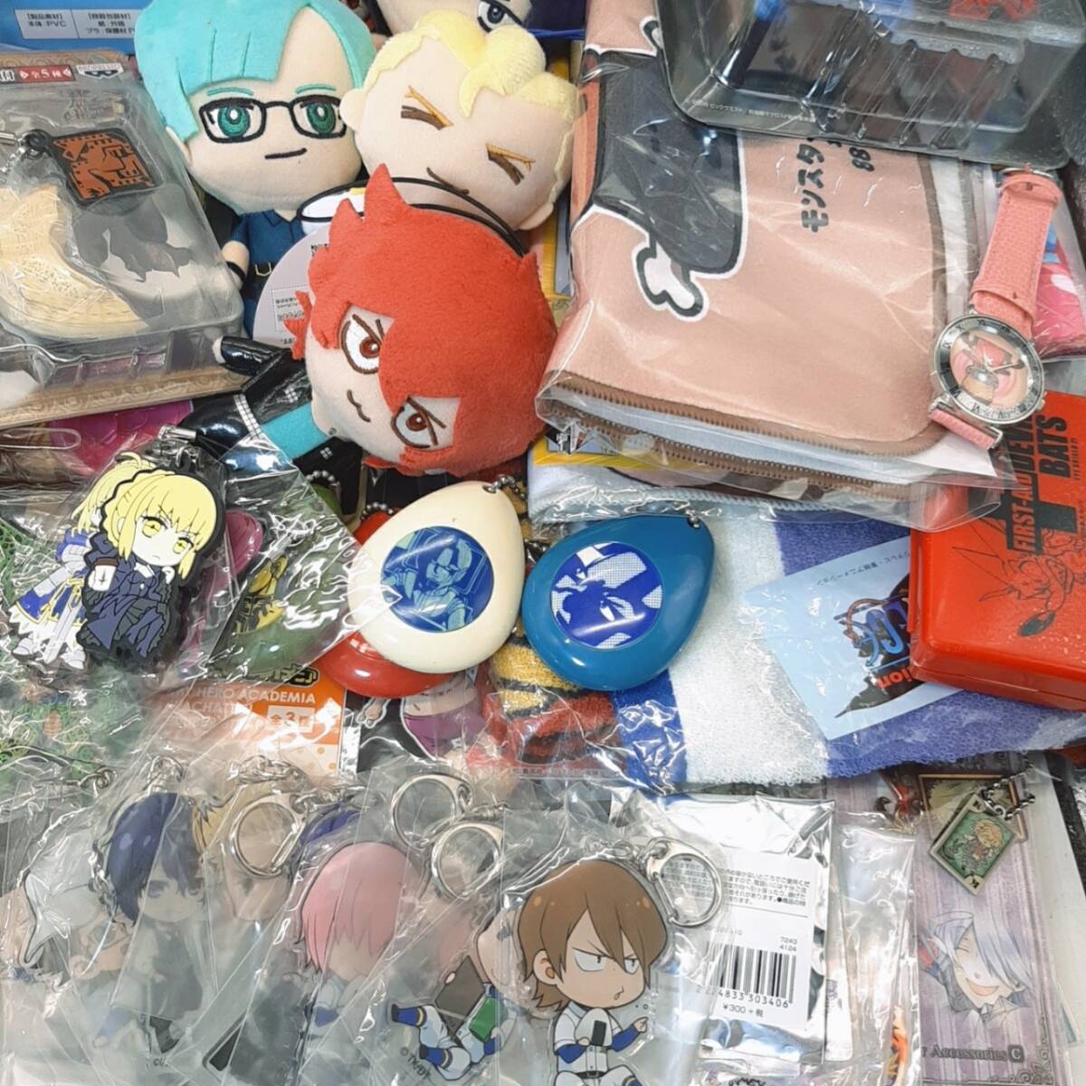 Yahoo!オークション - p73 アニメグッズ まとめ 約7.6kg 鬼滅の刃 ドラ...