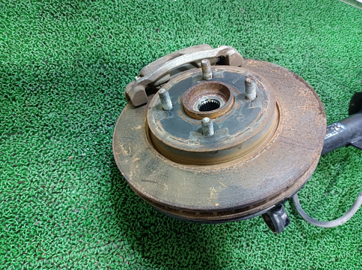 Yahoo!オークション - 日産 左 フロントナックルハブアセンブリ ノート...