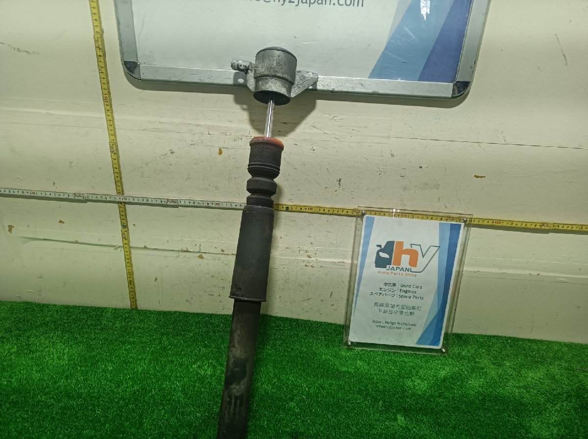 Yahoo!オークション - アウディ 左 リアショックアブソーバー A4 DBA-8...