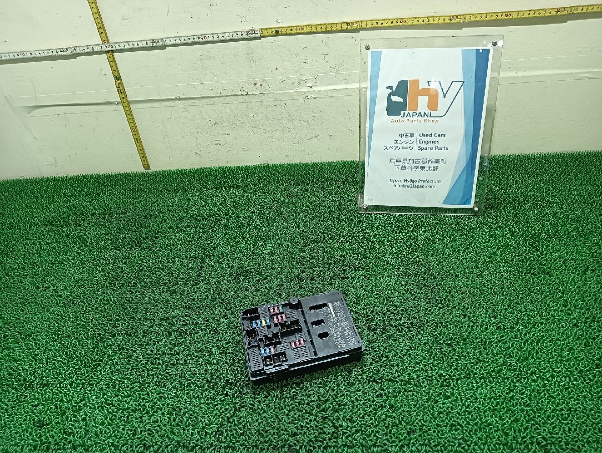 Yahoo!オークション - 日産 ヒューズボックス ノート DBA-E12 2012 #hy...