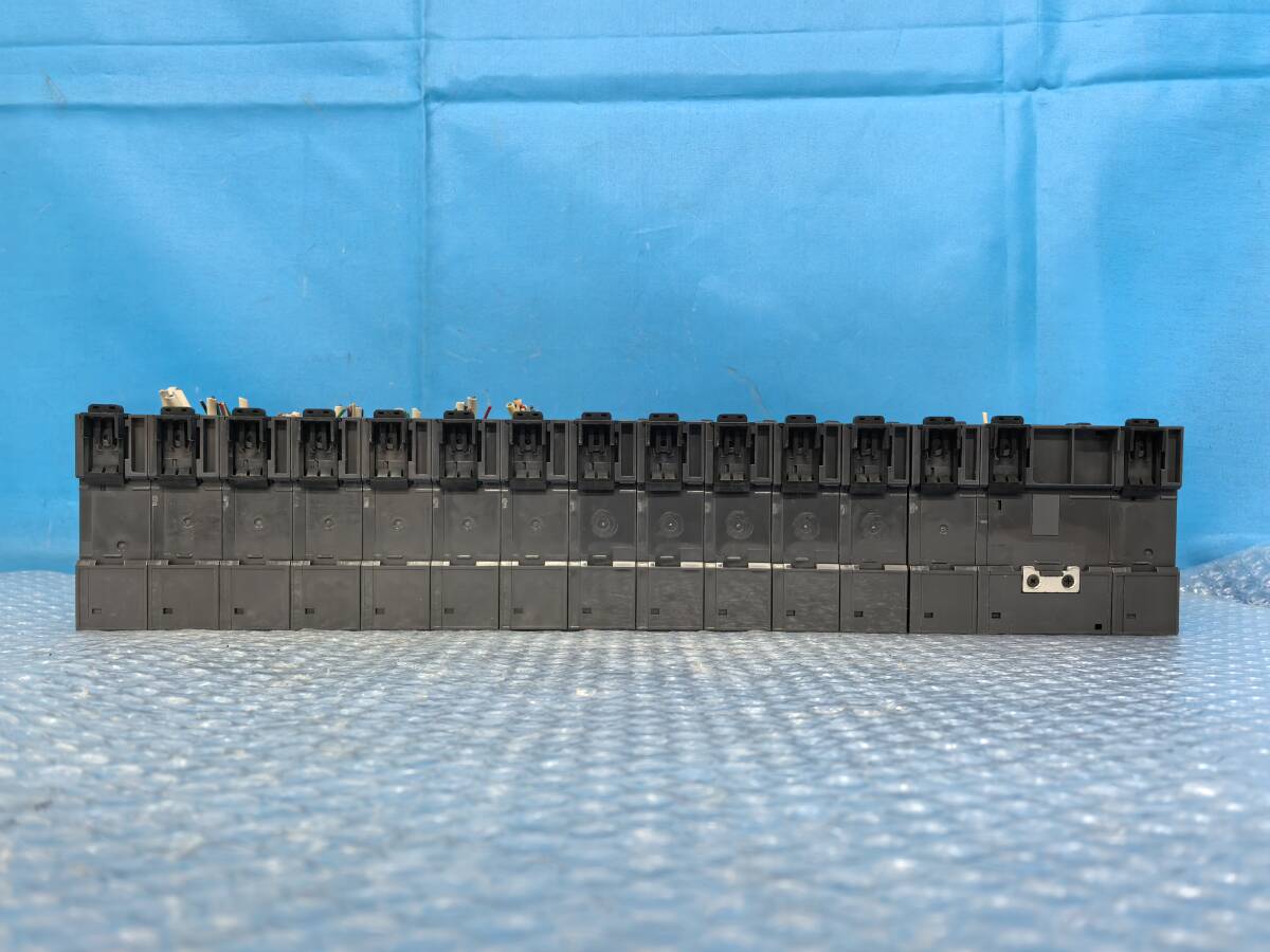 Yahoo!オークション - [CK25552] KEYENCE KV-EB1R KV-AD40 12 KVTF40 K...