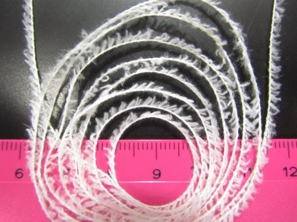 Yahoo!オークション - 毛糸・フェザーモール・ホワイト 530g No 472