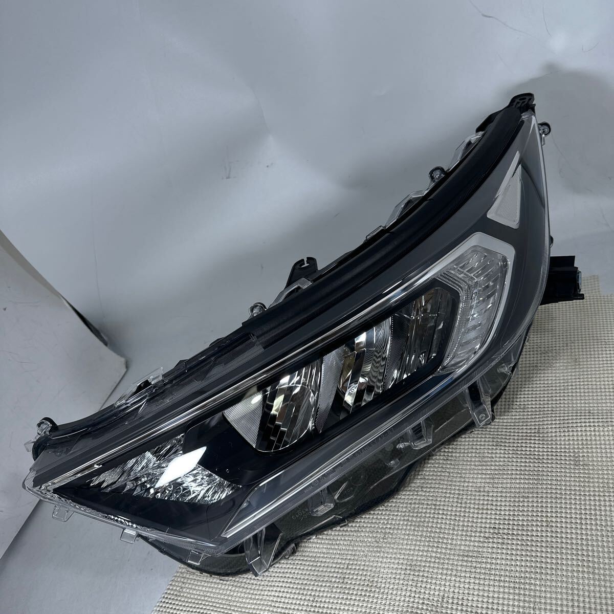 Yahoo!オークション - M19-3-3 RAV4 MXAA52 MXAA54 打刻A 42-87 ラヴ4...