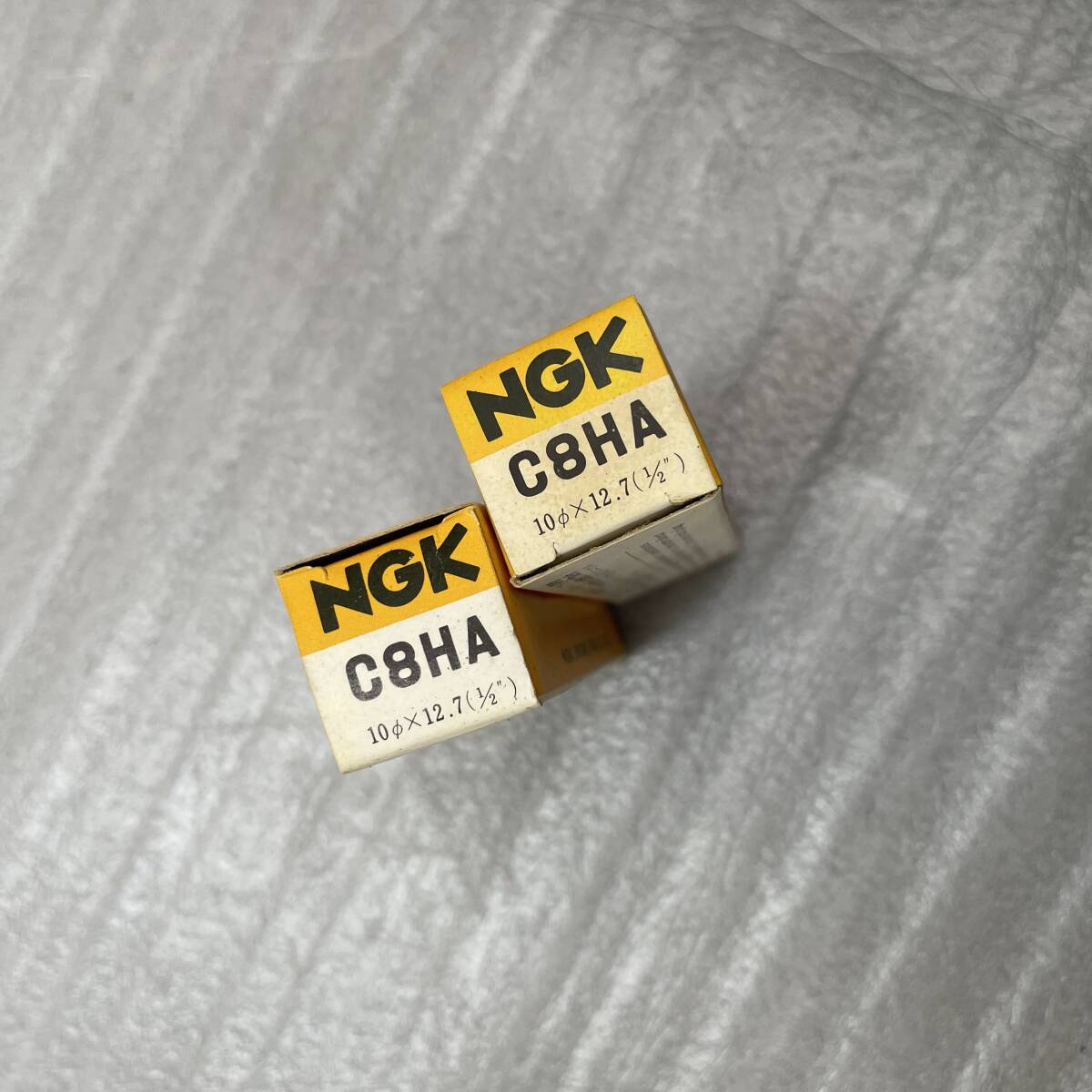 Yahoo!オークション - 未使用 長期保管品 NGK スパークプラグ C8HA 2本...