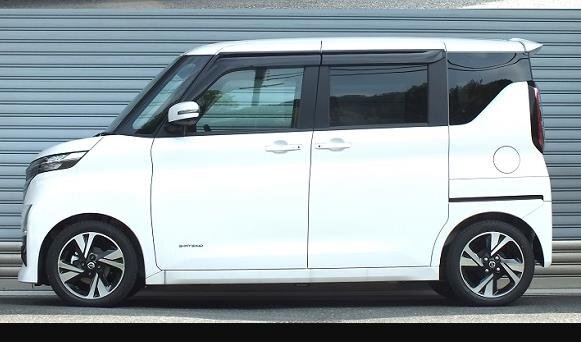 Yahoo!オークション - B48A ルークス 4WD TB+HV ハイウェイスターGタ...