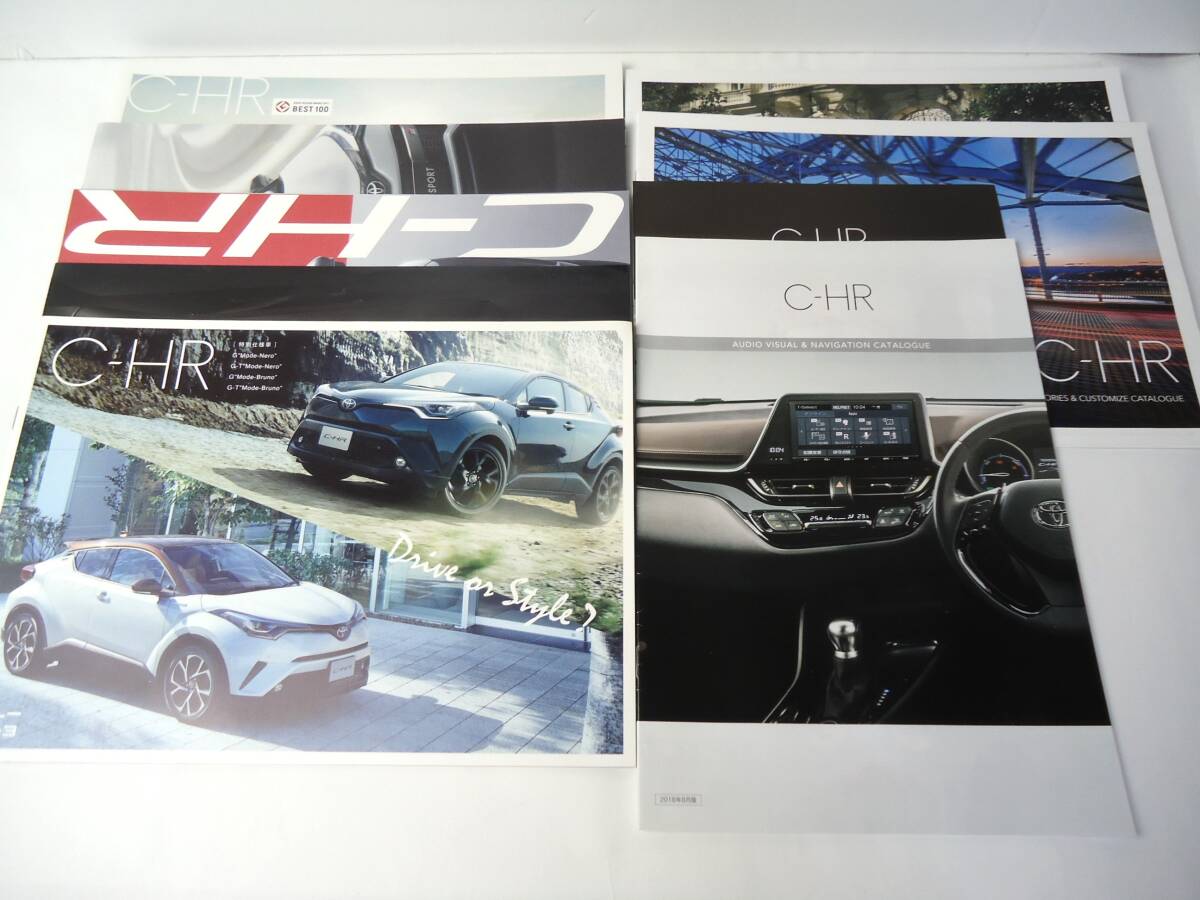 Yahoo!オークション - カタログ トヨタ CH-R 9冊 オーディオ・ナビゲー...