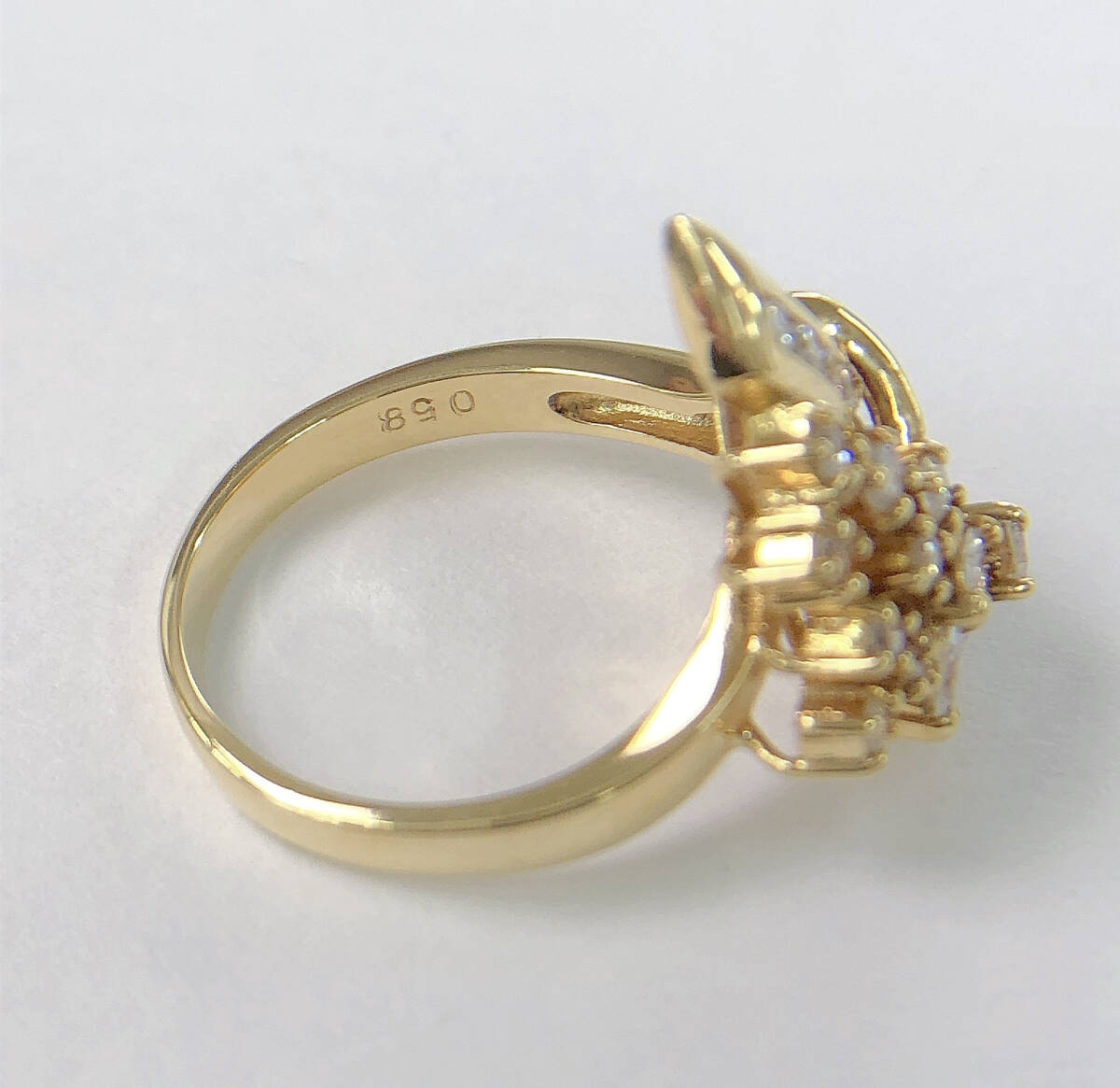 Yahoo!オークション - 素敵 K18 天然ダイヤモンド0.58ct リング 指輪 ...