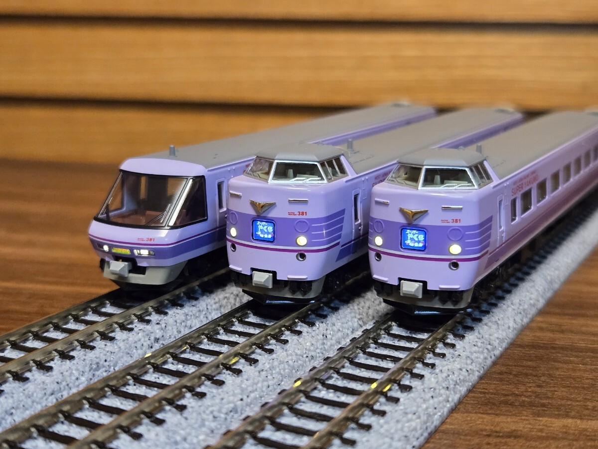 Yahoo!オークション - KATO〈10-1936〉381系「スーパーやくも」(パノラ...