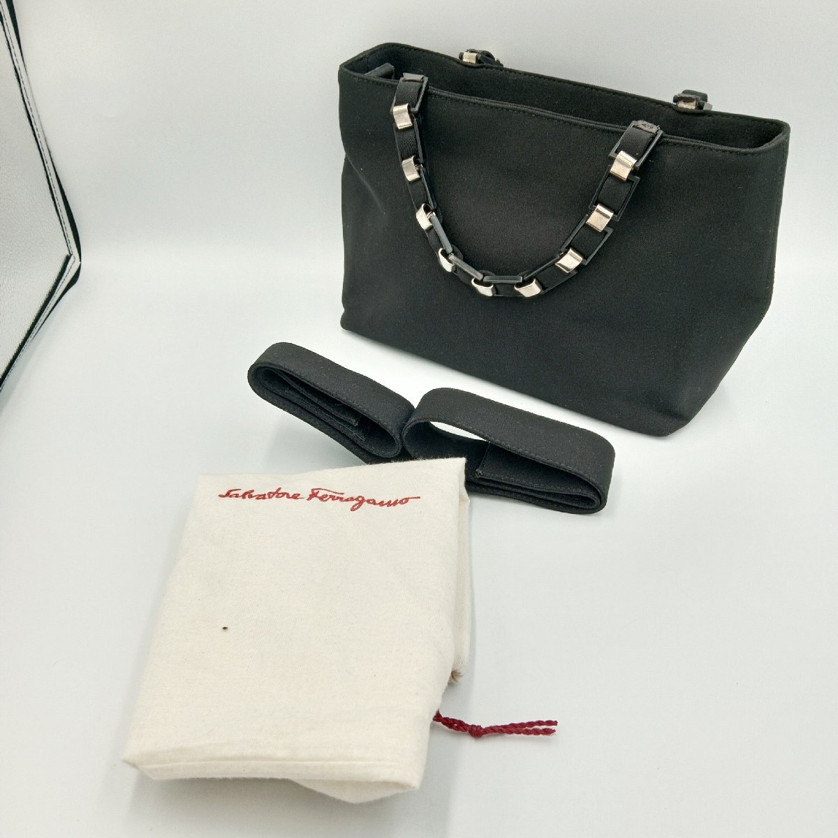 Yahoo!オークション - 1円 F089 Salvatore Ferragamo サルヴァトーレ ...