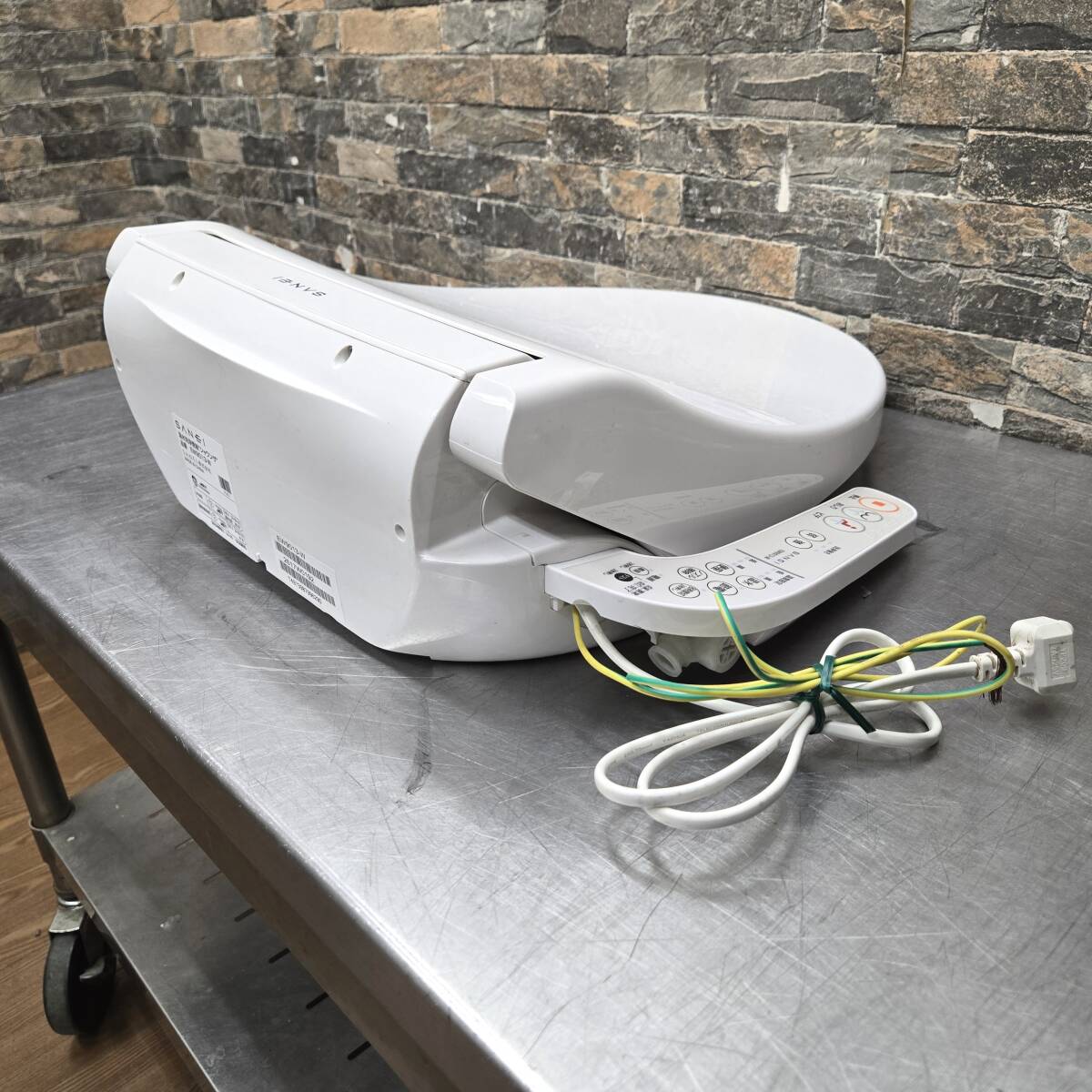 Yahoo!オークション - 5a176-1 SANEI サンエイ シャワンザ 温水洗浄便...