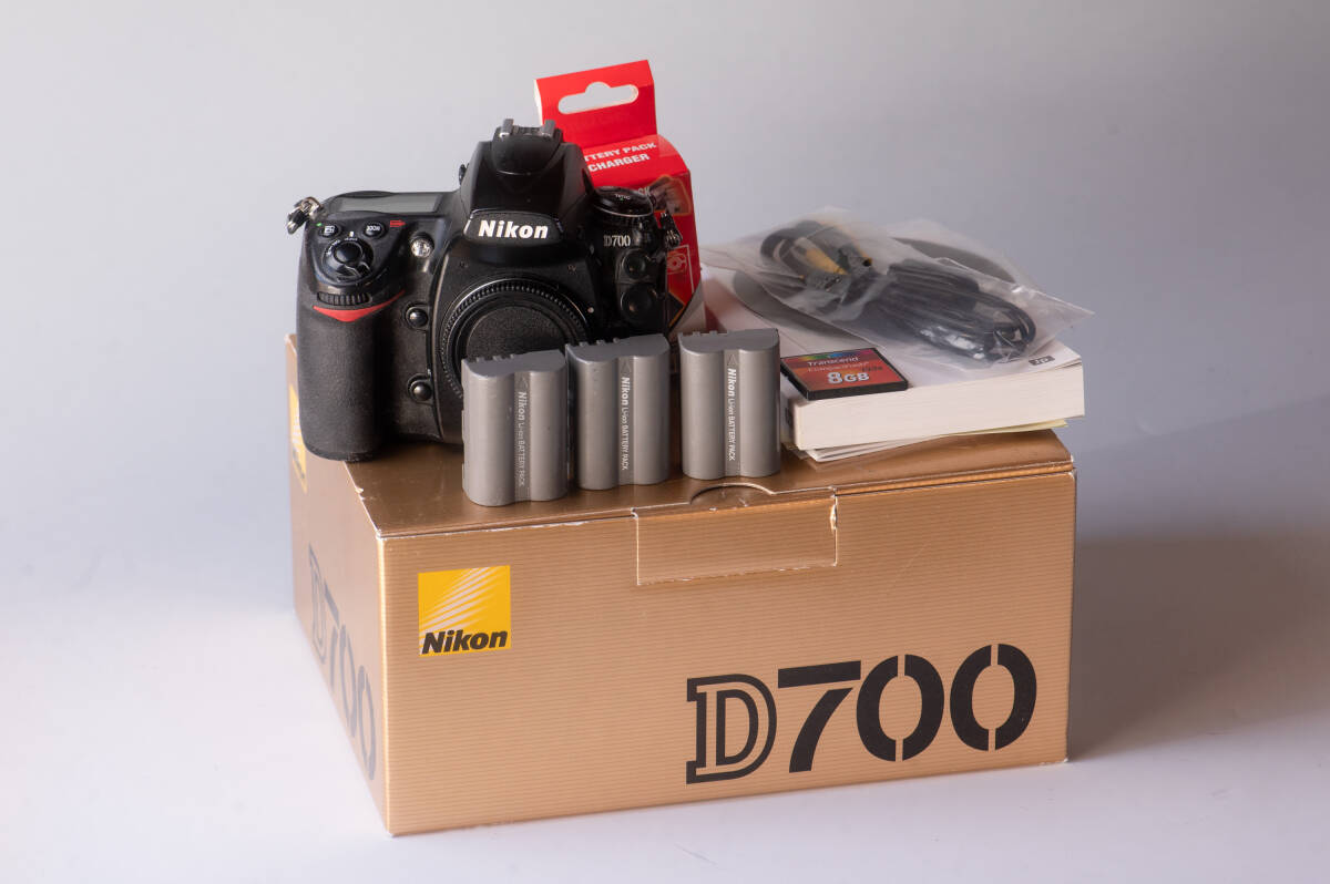 Yahoo!オークション - Nikon D700 ニコン D700