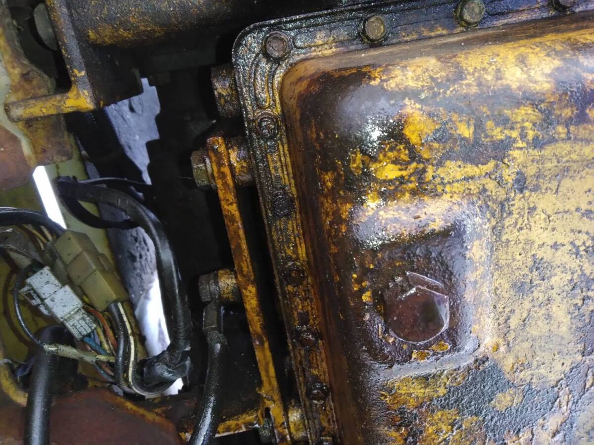 ユンボ コマツ PC20-6 作動品 写真紹介分 ジャンク箇所オイル漏れアリ 写真別口 走行時間4833時間(建設機械、重機)｜売買されたオークション情報、yahooの商品情報をアーカイブ公開 ...