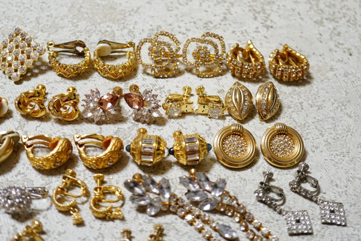 Yahoo!オークション - B2018 ラインストーンなど 海外製含む ゴージャ...