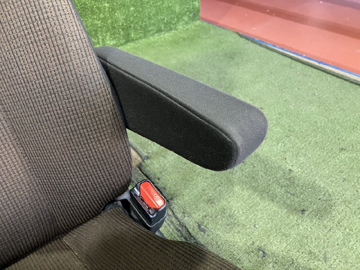 Yahoo!オークション - 【Y管理77377 H27 シエンタ NSP170】 運転席 ド...