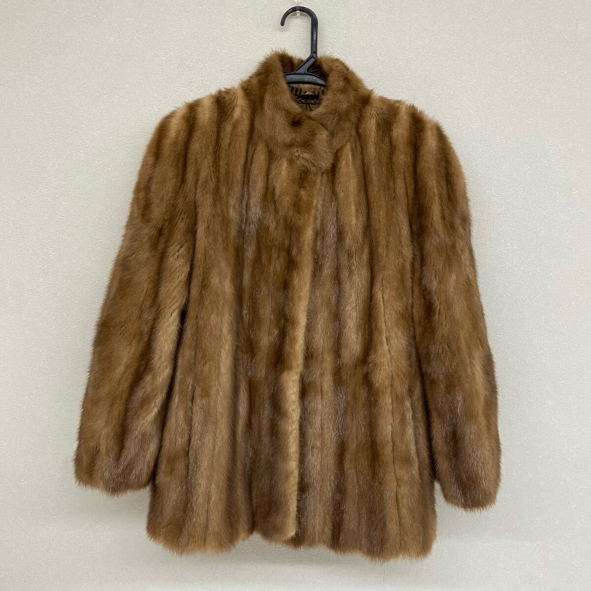 Yahoo!オークション - T【EMBA】エンバ 毛皮コート パステル ミンク ハ...