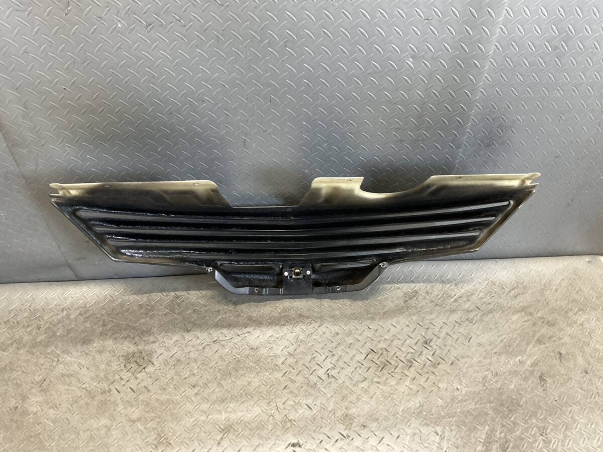 Yahoo!オークション - Y68 日産 エクストレイル NT32 フロントグリル ...