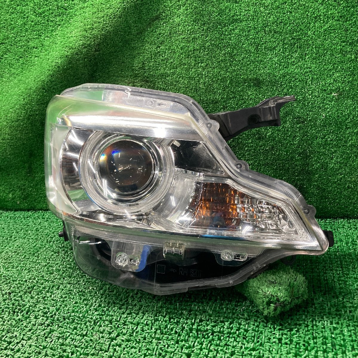 Yahoo!オークション - スペーシア XS MK32S 右 ヘッドライト ヘッドラ...