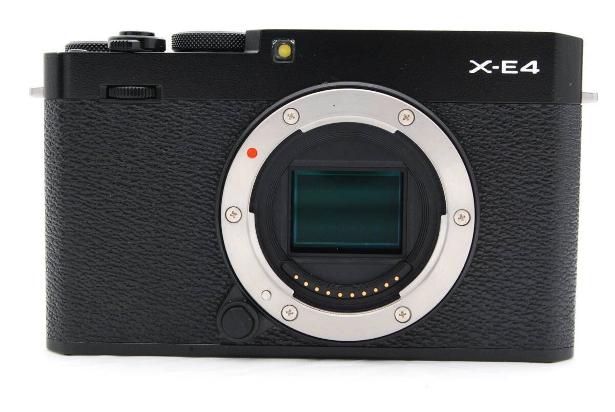 Yahoo オークション 【極上美品】 Fujifilm X E4 ショット数「5289」