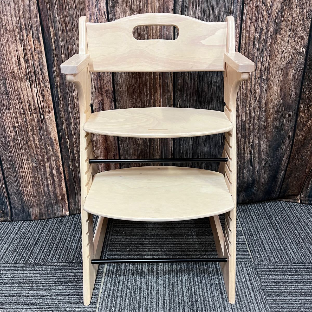 KATOJI カトージ ベビーチェア 木製 ハイチェア こどもイス 椅子(高さ調節機能付き)｜売買されたオークション情報、yahooの商品情報をアーカイブ公開 - オークファン（aucfan.com）