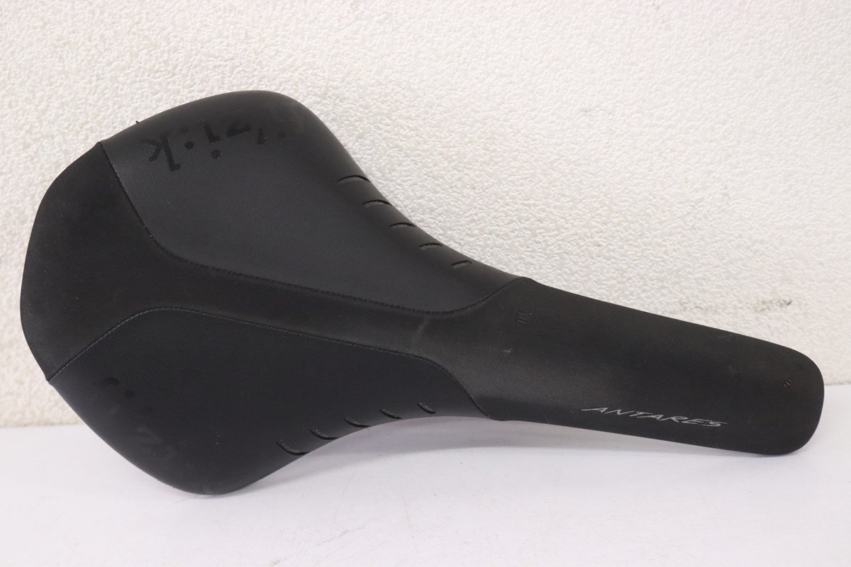 Yahoo!オークション - fi'zi k フィジーク ANTARES R1 サドル CARBON ...