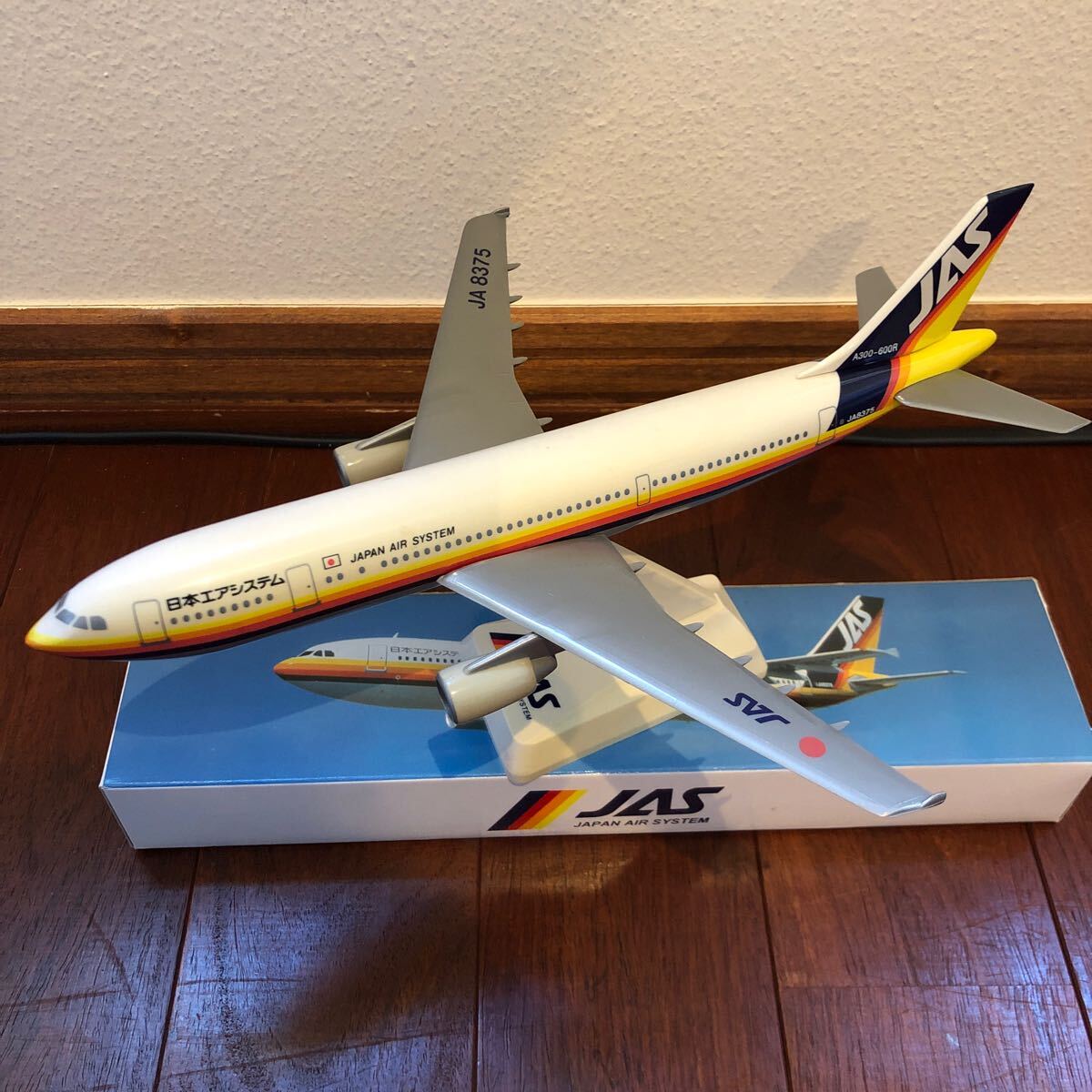 Yahoo!オークション - 【1/200】JAS A300-600R