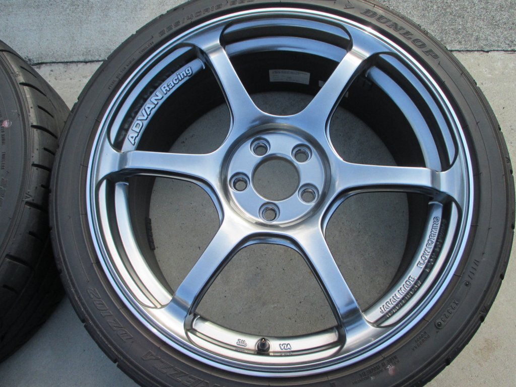 Yahoo!オークション - AT656 ADVAN Racing RG-4 18×7.5J +50 ＆ DUNLO...