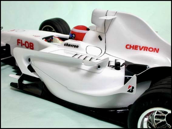 Yahoo!オークション - シェブロン F103 F1ボディ 新品
