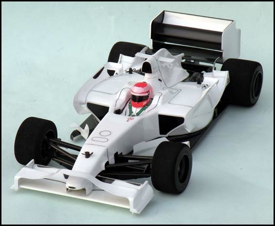 Yahoo!オークション - シェブロン F103 F1ボディ 新品