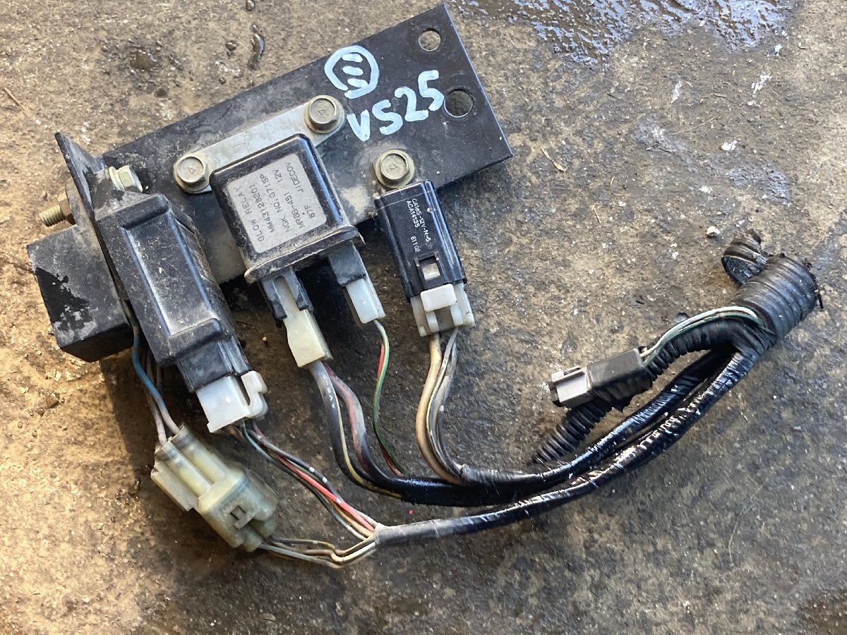 Yahoo!オークション - 【滋賀発】 コンバイン 三菱 VS25 グローリレー ...