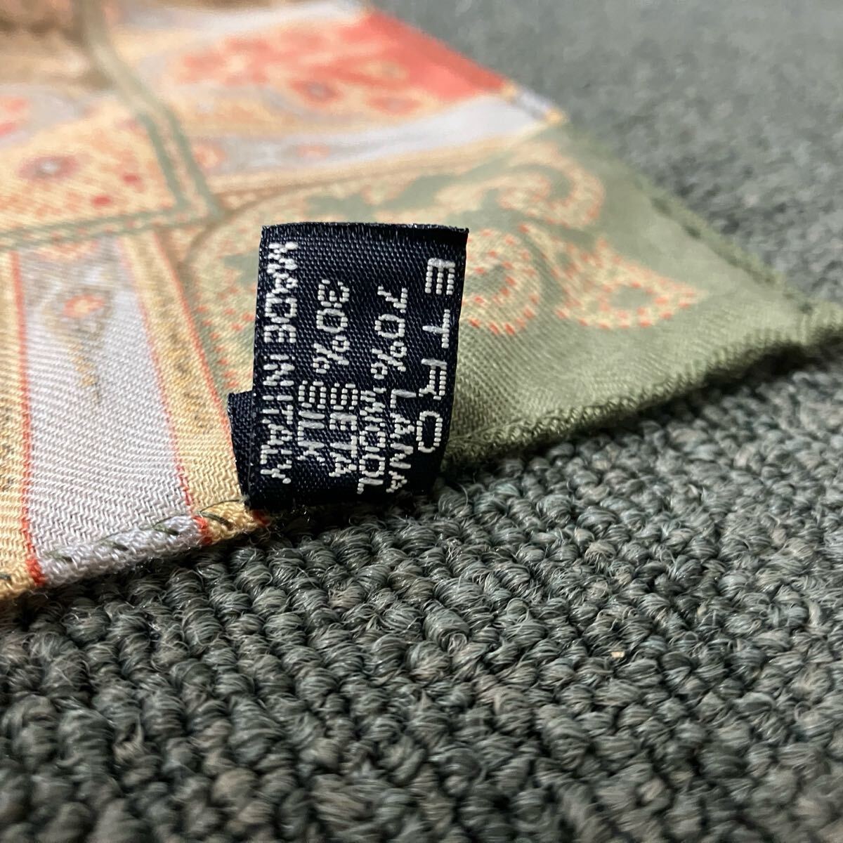 Yahoo!オークション - ETRO エトロ 大判スカーフ ブランド小物 ペイズ...