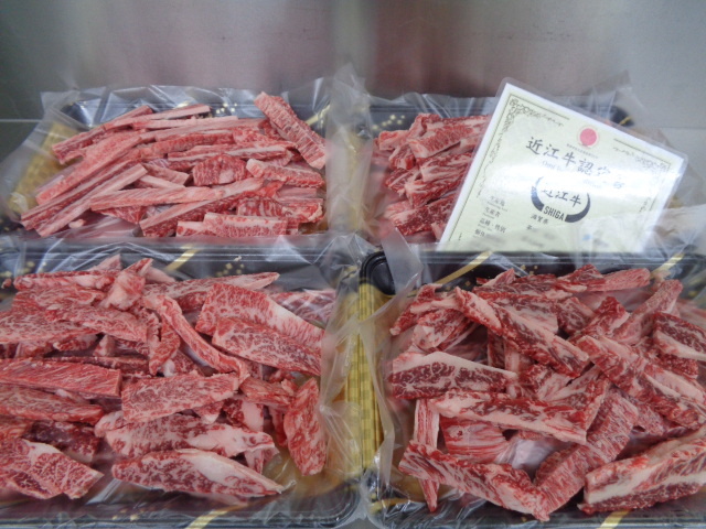 Yahoo!オークション - 近江牛A5 超特骨山カルビ切り落とし 2kg （3...