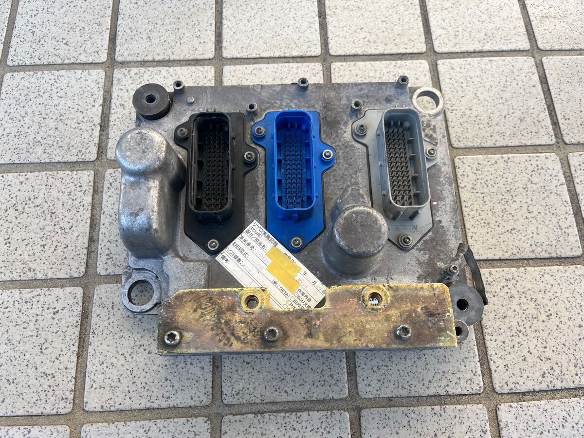 Yahoo!オークション - 横浜市発 UD トラックス クオン エンジンコンピ...