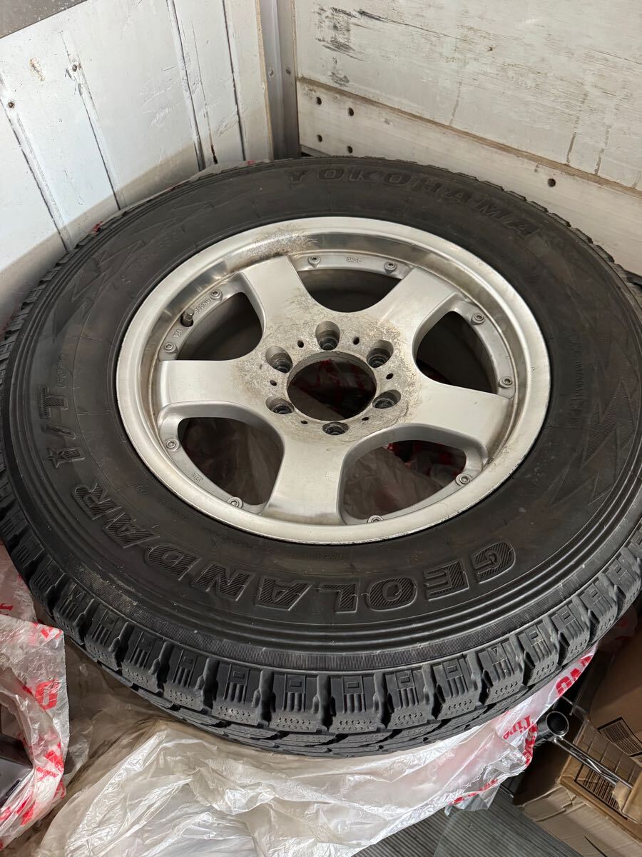 引き取り限定 スタッドレスタイヤ アルミホイール ハイラックス ランクルなど 265/65R17(スタッドレスタイヤ)｜売買されたオークション情報、yahooの商品情報をアーカイブ公開 ...