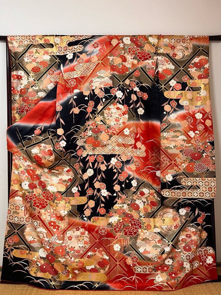 Yahoo!オークション - 逸品 振袖 正絹 駒刺繍 黒赤 晴着 祝着 着丈161c...