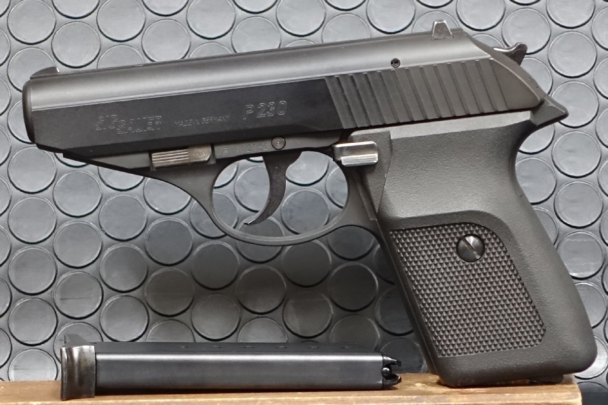 Yahoo!オークション - KSC P230 HW プレミアムマガジン仕様