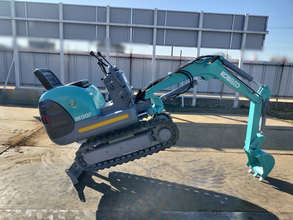 コベルコ SK007-3 ミニ油圧ショベル 倍速 可変脚 油圧ショベル ユンボ KOBELCO(建設機械、重機)｜売買されたオークション情報、yahooの商品情報をアーカイブ公開 ...