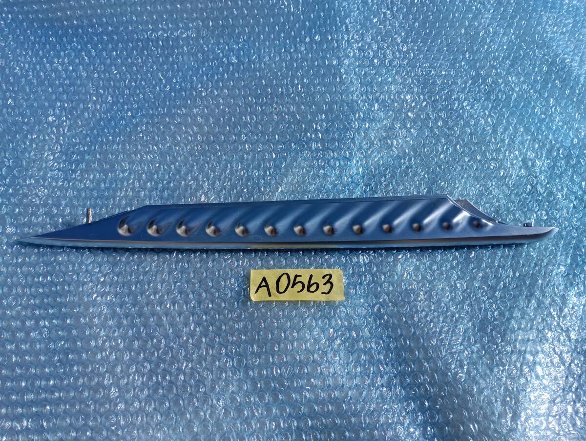 Yahoo!オークション - AstonMatin アストンマーティン DB11 純正 フェ...