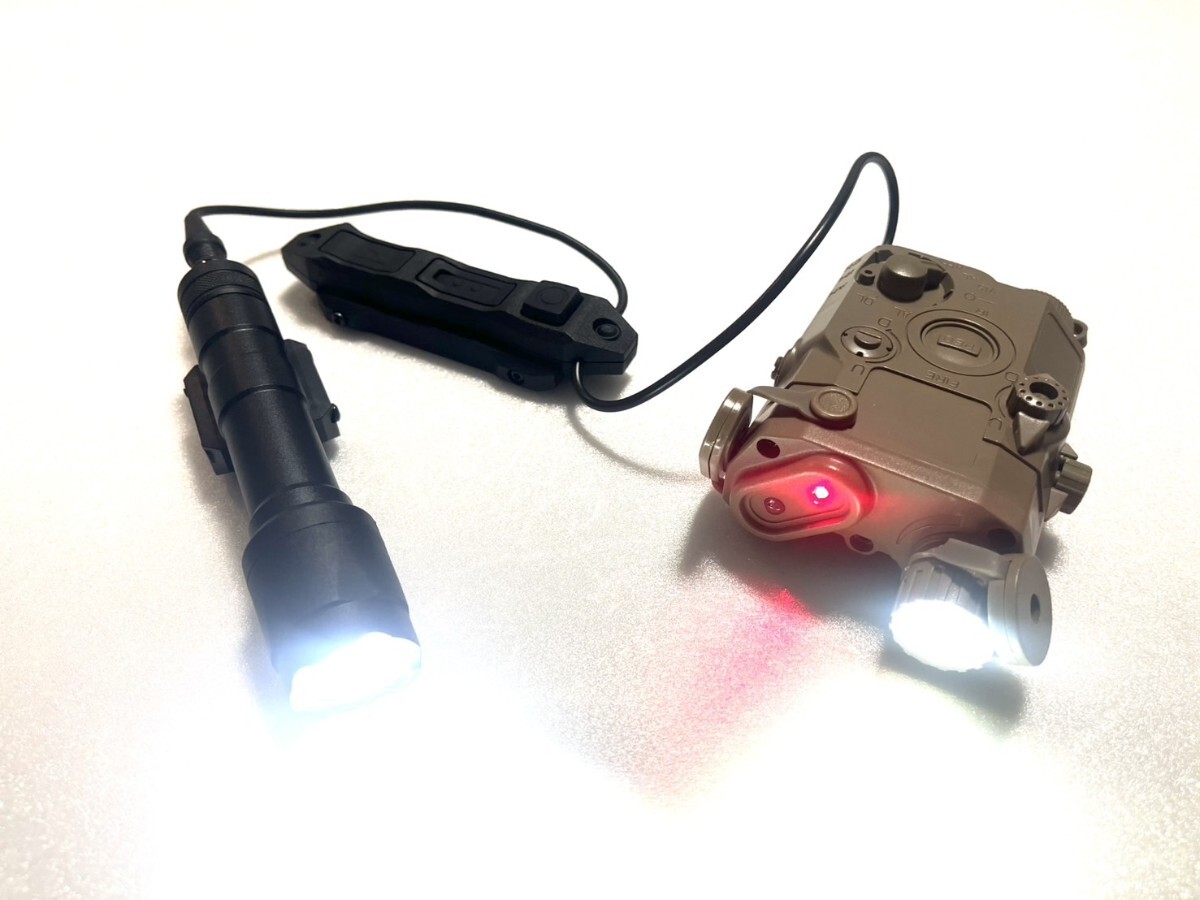 Yahoo!オークション - 限定 PEQ15 LA5C DE/レッドlaser &フラッシュラ...