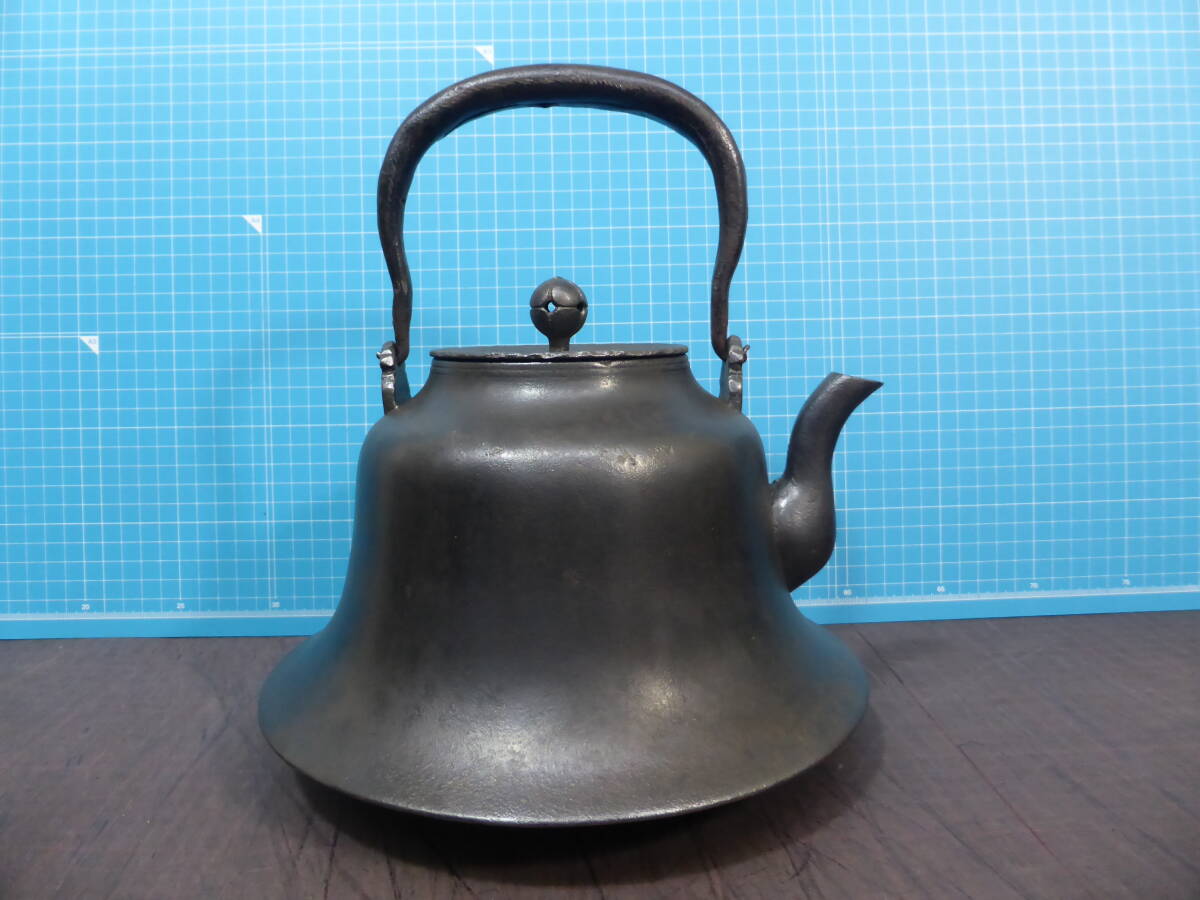 Yahoo!オークション - 268「富士型湯沸」南部鉄瓶 満水2400mL 重さ191...