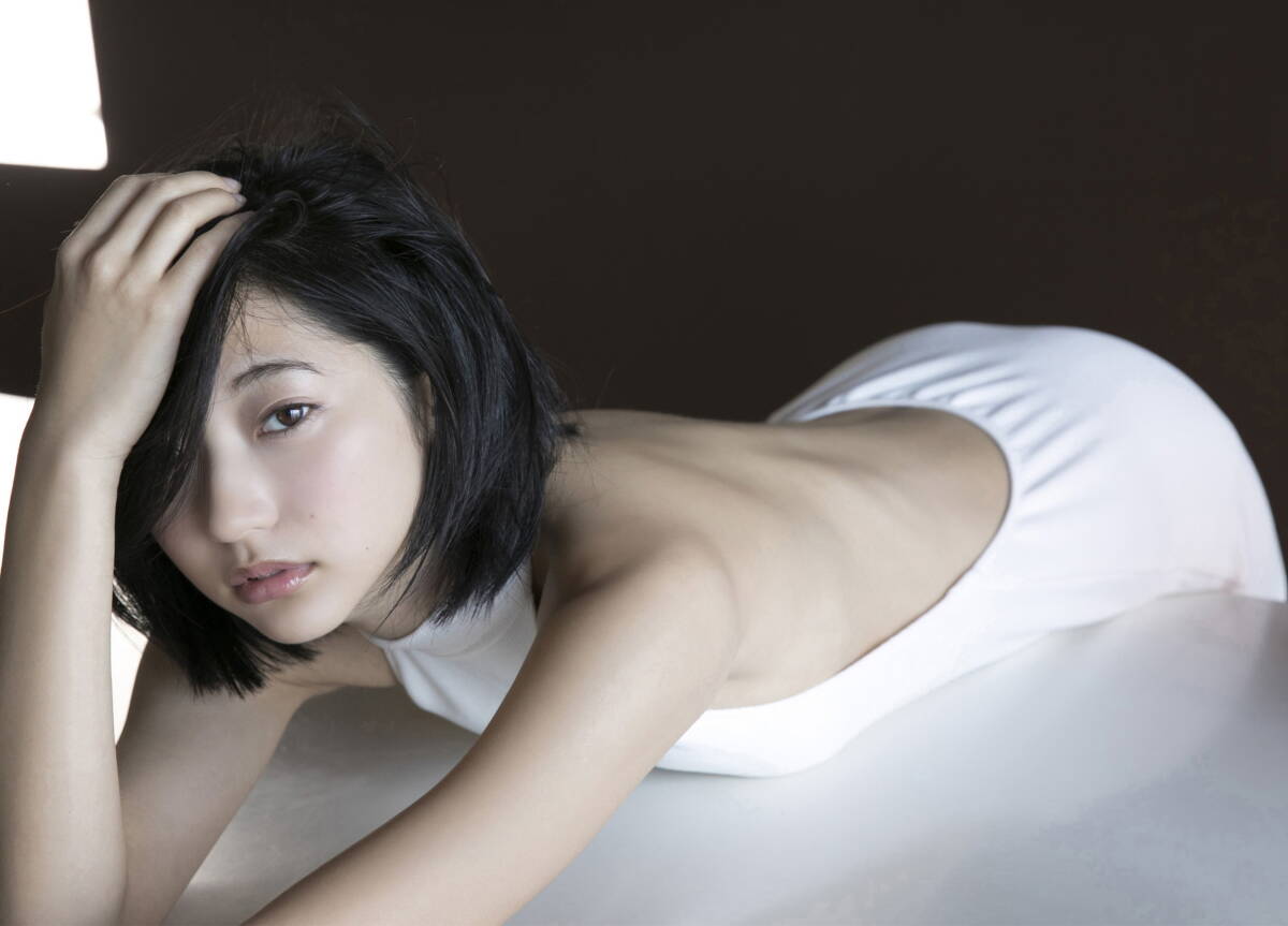 Yahoo!オークション - 武田玲奈【A4サイズピンナップ②】A19－3